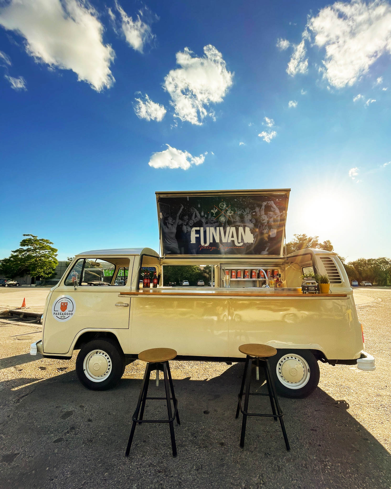 FUNVAN - Vintage T2 vans για κάθε είδους event, party, promotion κλπ.
